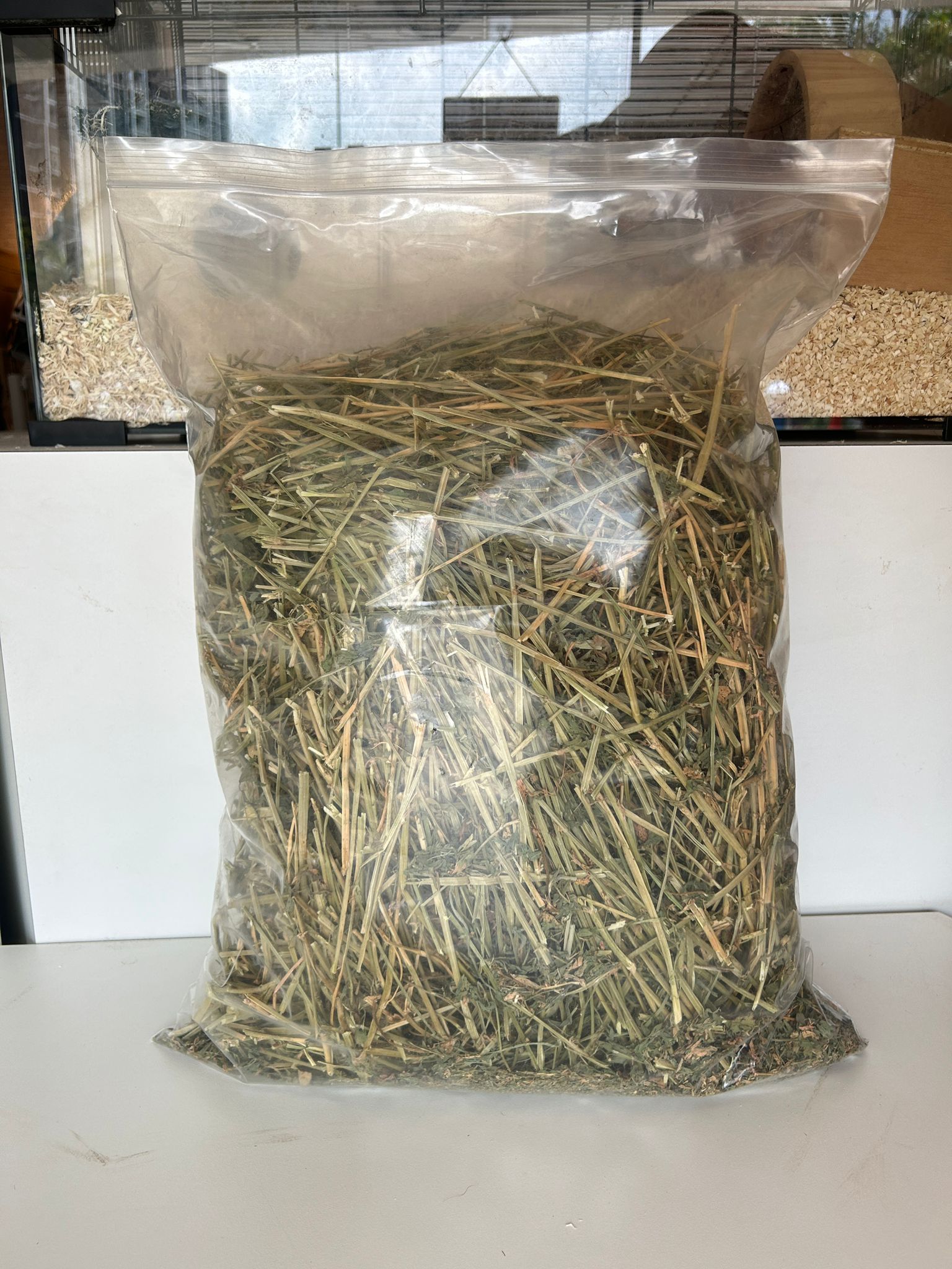 Small Foot Alfalfa Hay 800g – lavishpetcentre